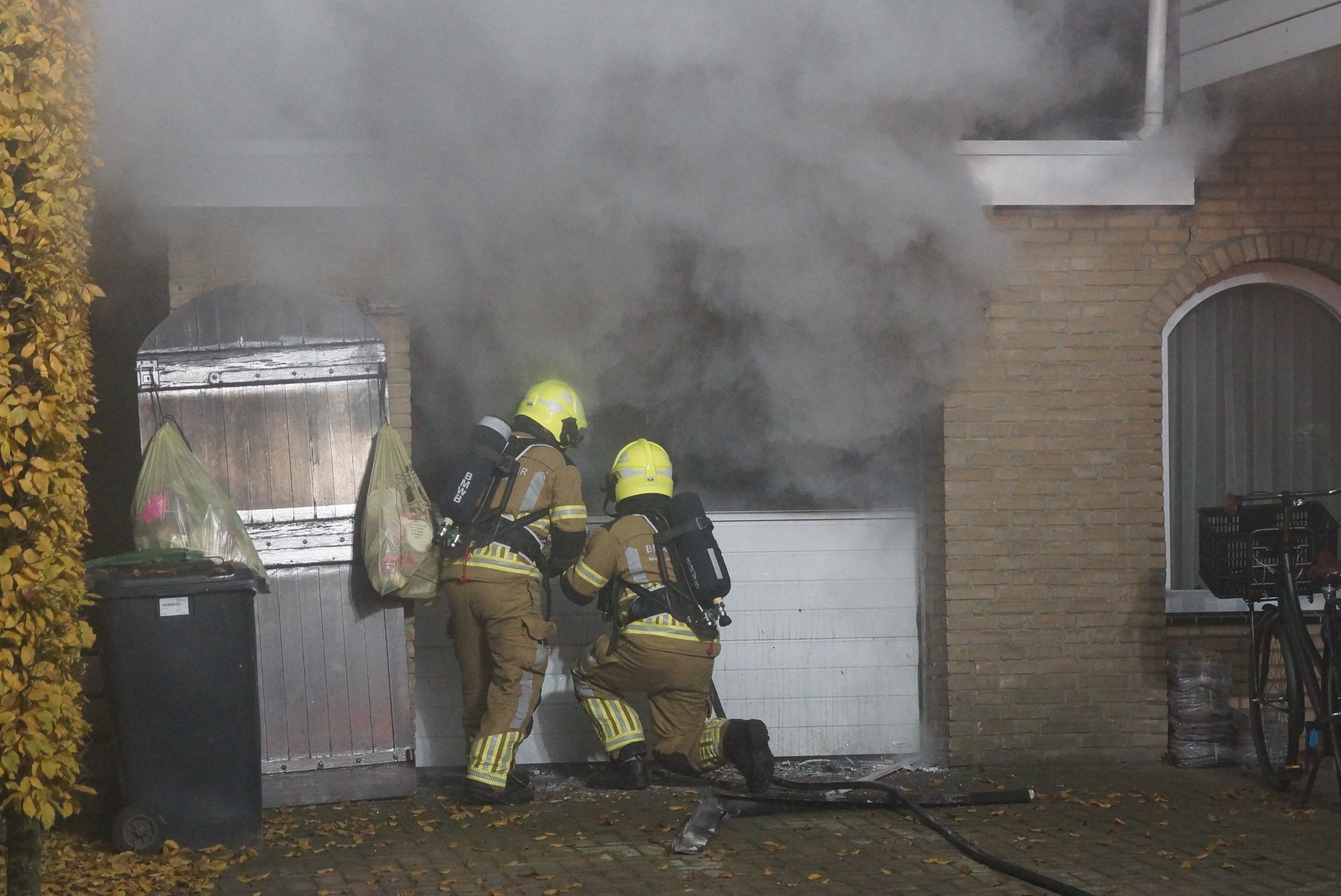 Hond gered bij flinke brand in Waalwijk - 112Brabant