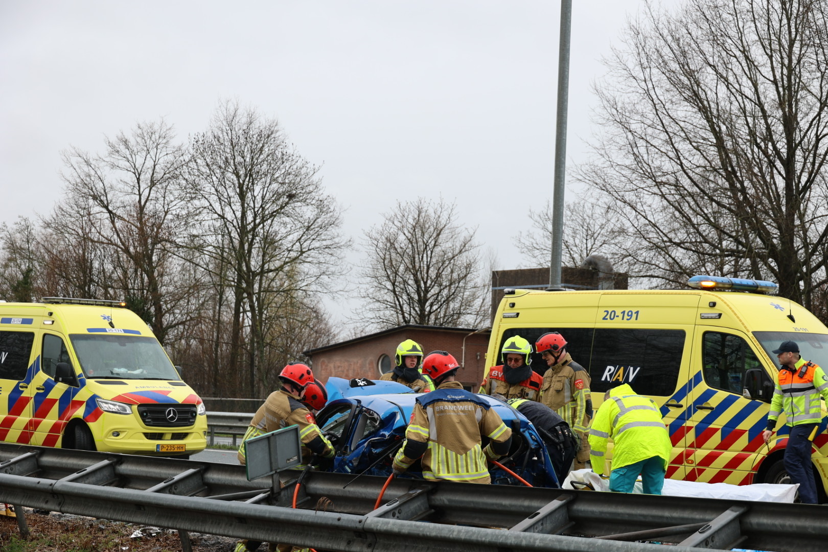 Meerdere gewonden, waaronder twee kinderen, bij ongeval op snelweg - 112Brabant