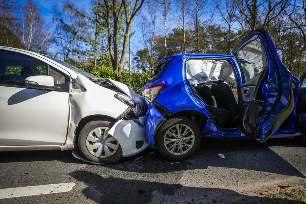 Flink ongeval N615 met gewonden na mogelijk opzettelijk remmen - 112Brabant