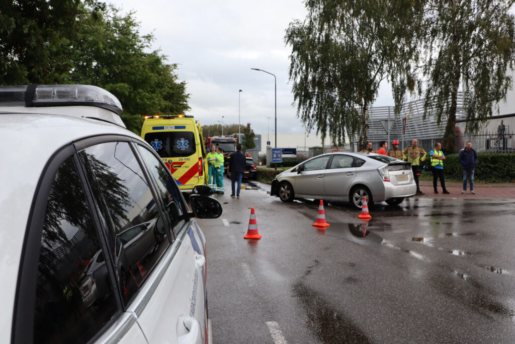 Eén gewonde bij botsing tussen twee voertuigen - 112Brabant