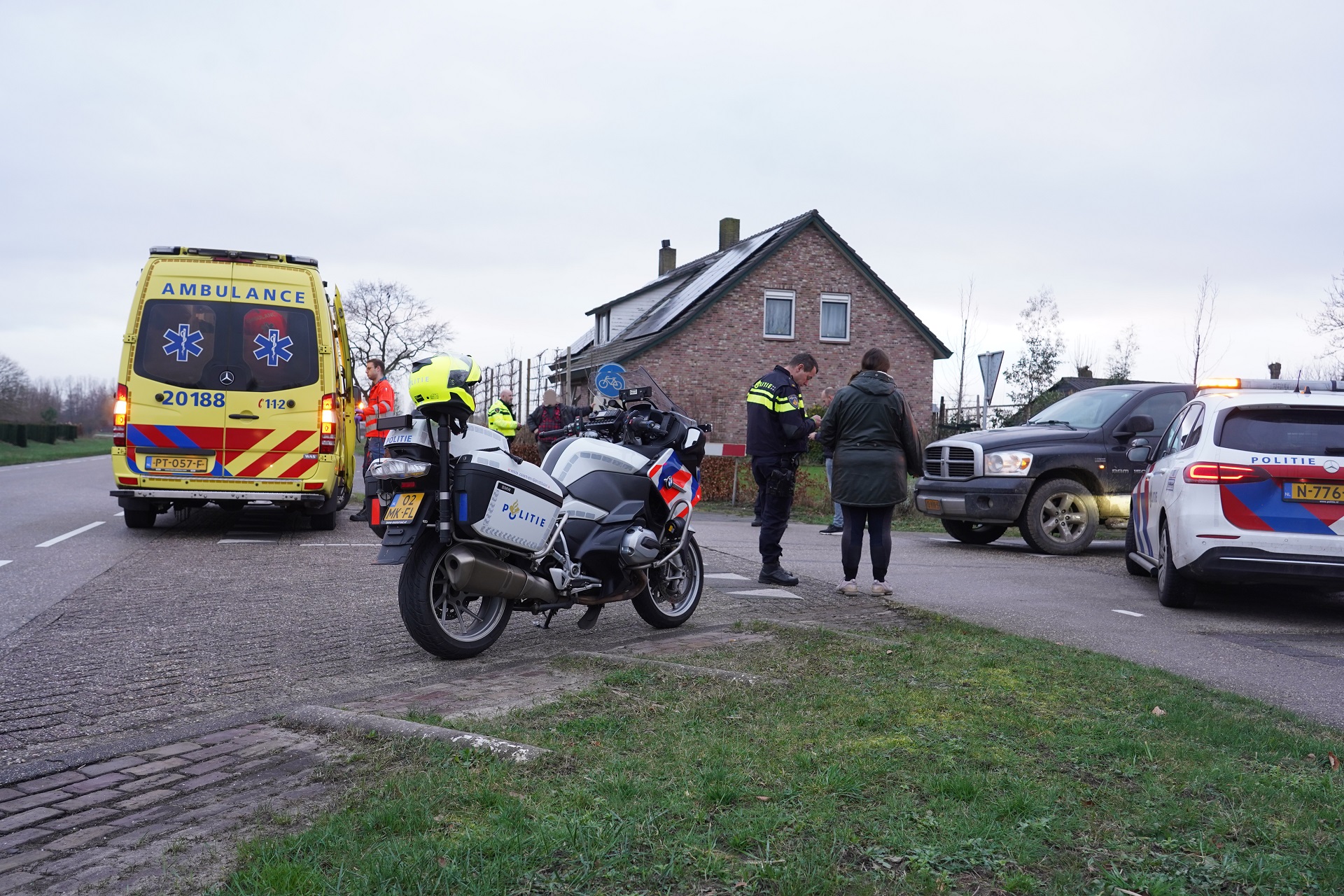 Tiener op fiets gewond na botsing met pick-up - 112Brabant