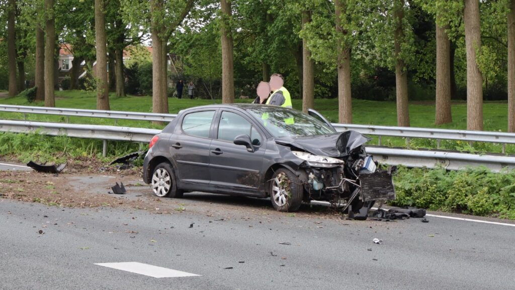 Lange file door eenzijdig ongeval op snelweg - 112Brabant