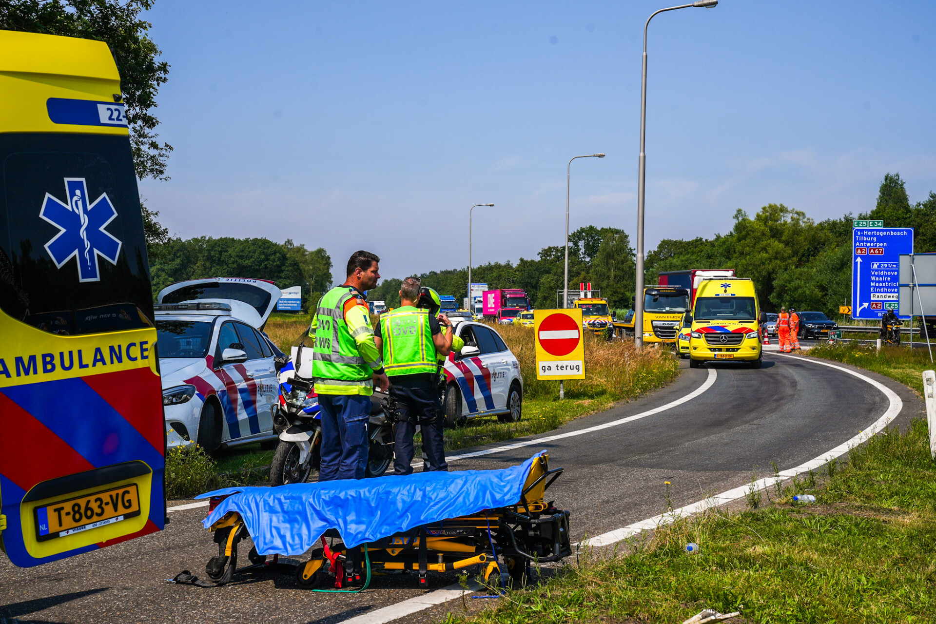 Motorrijder overleden bij ongeluk op A67 - 112Brabant
