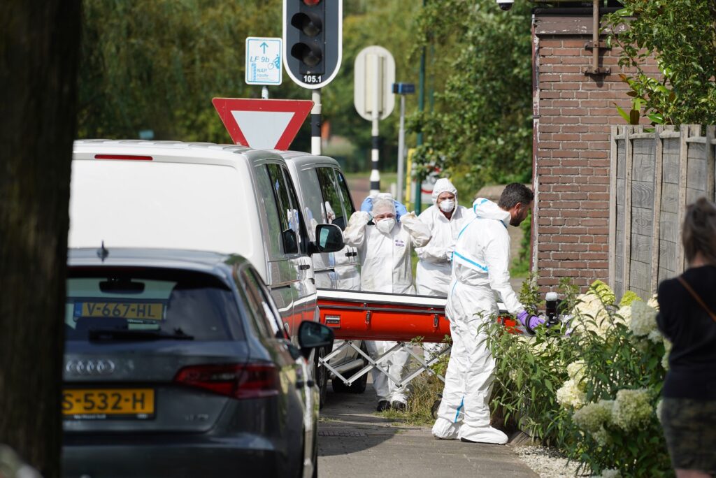 Persoon ligt langere tijd dood in woning, politie doet onderzoek - 112Brabant