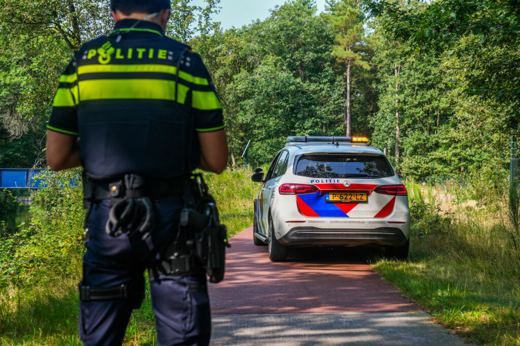 Overleden man gevonden in Kanaal, politie doet onderzoek - 112Brabant